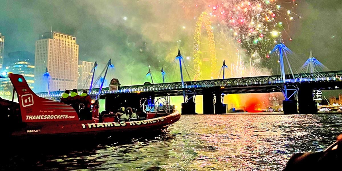 London New Year's Eve With Thames Rockets! | Thames Rockets