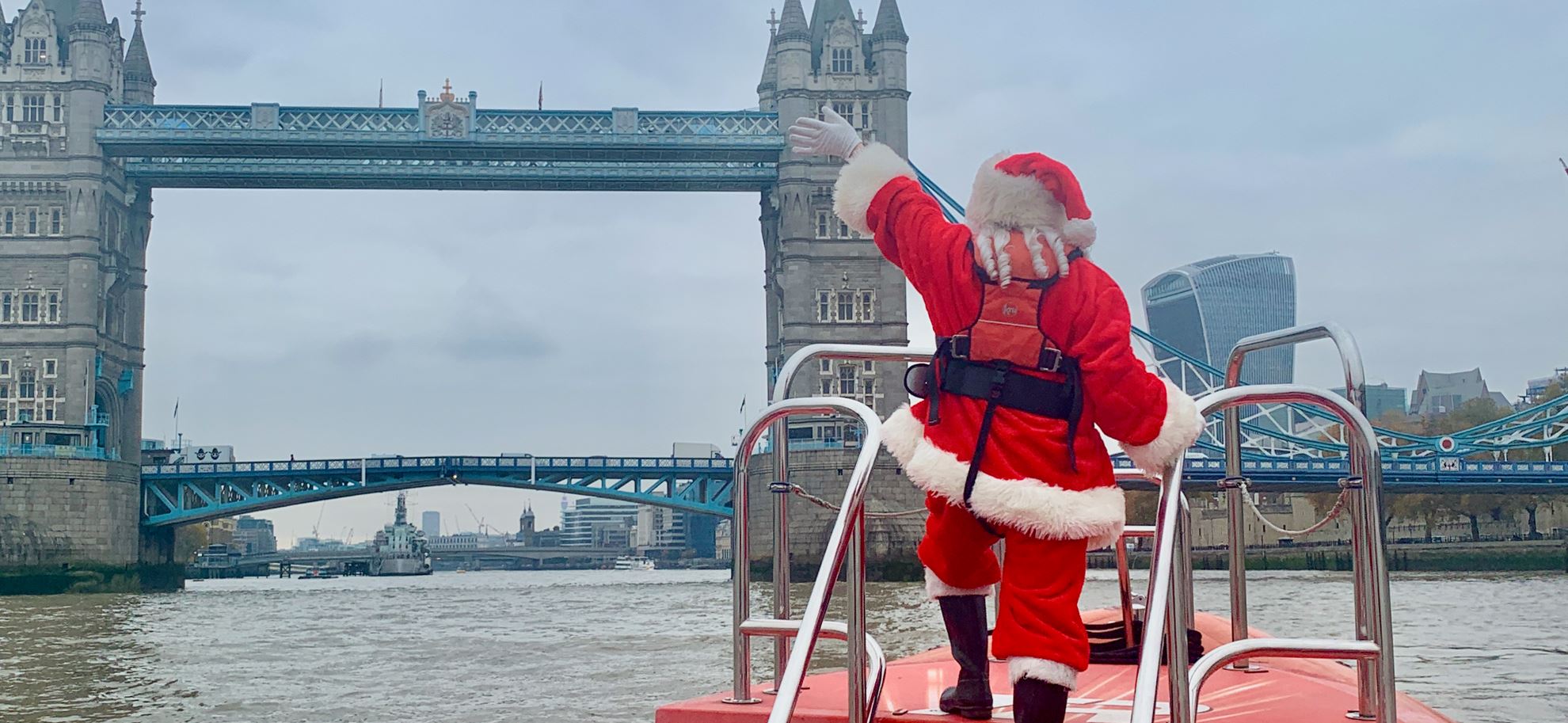 Santa Claus is Coming to Town – and He’s Riding with Thames Rockets ...